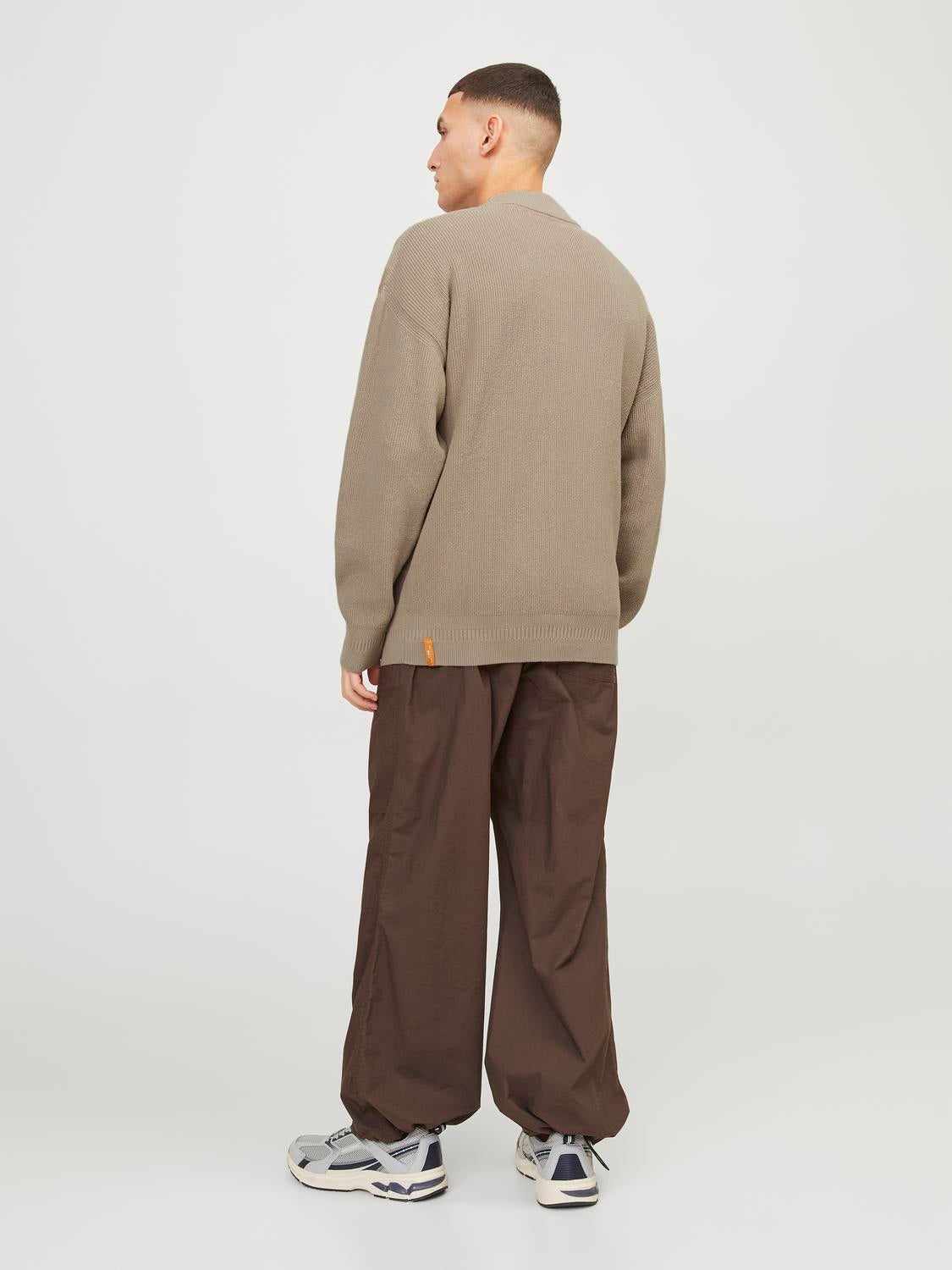 Relaxed Fit Sweater | Light Grey | Jack & Jones® Relaxed Fit Sweater | Light Grey | Jack & Jones®