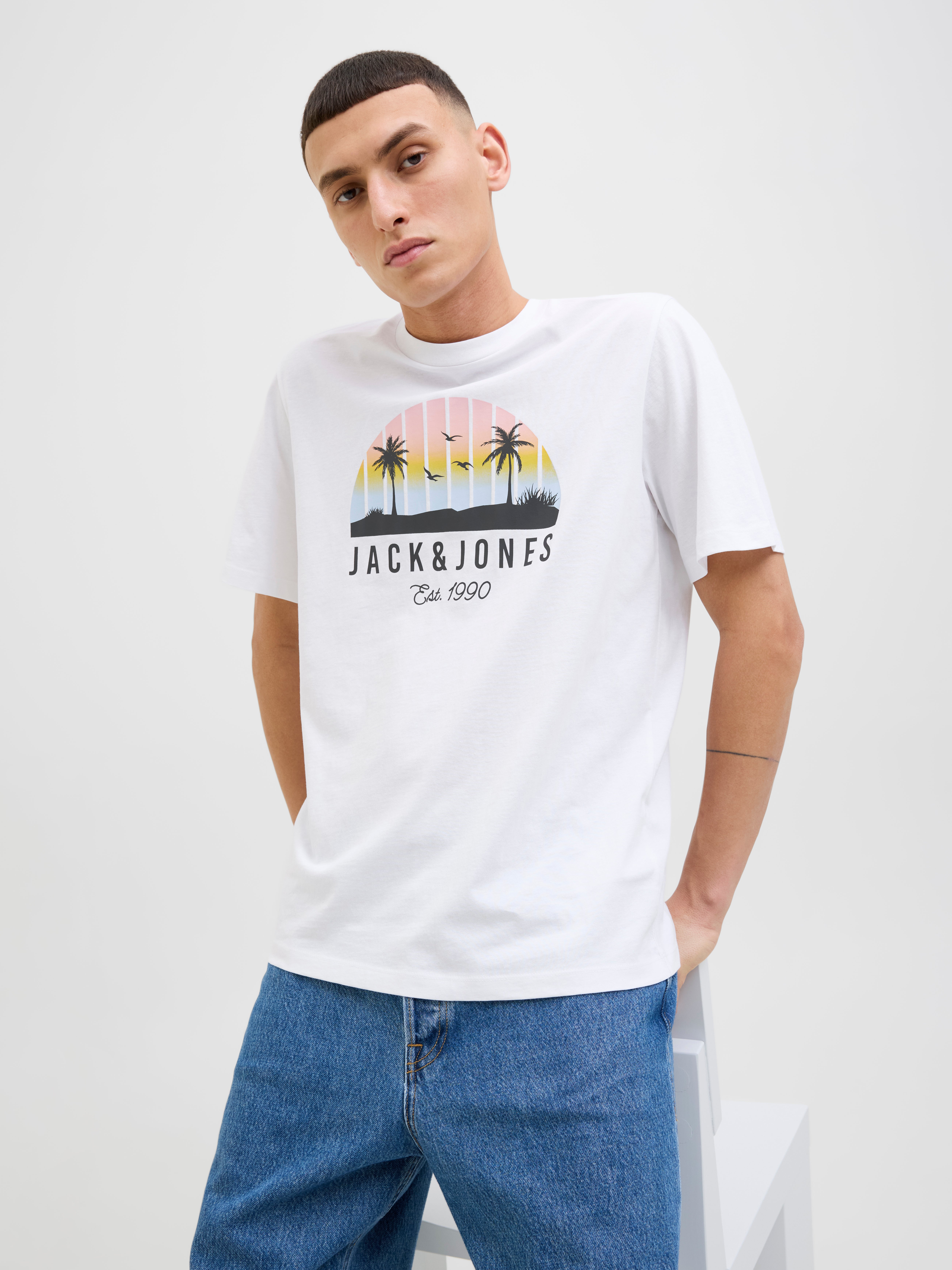 T-shirts for men on sale | Men's tees for less | JACK & JONES Canada