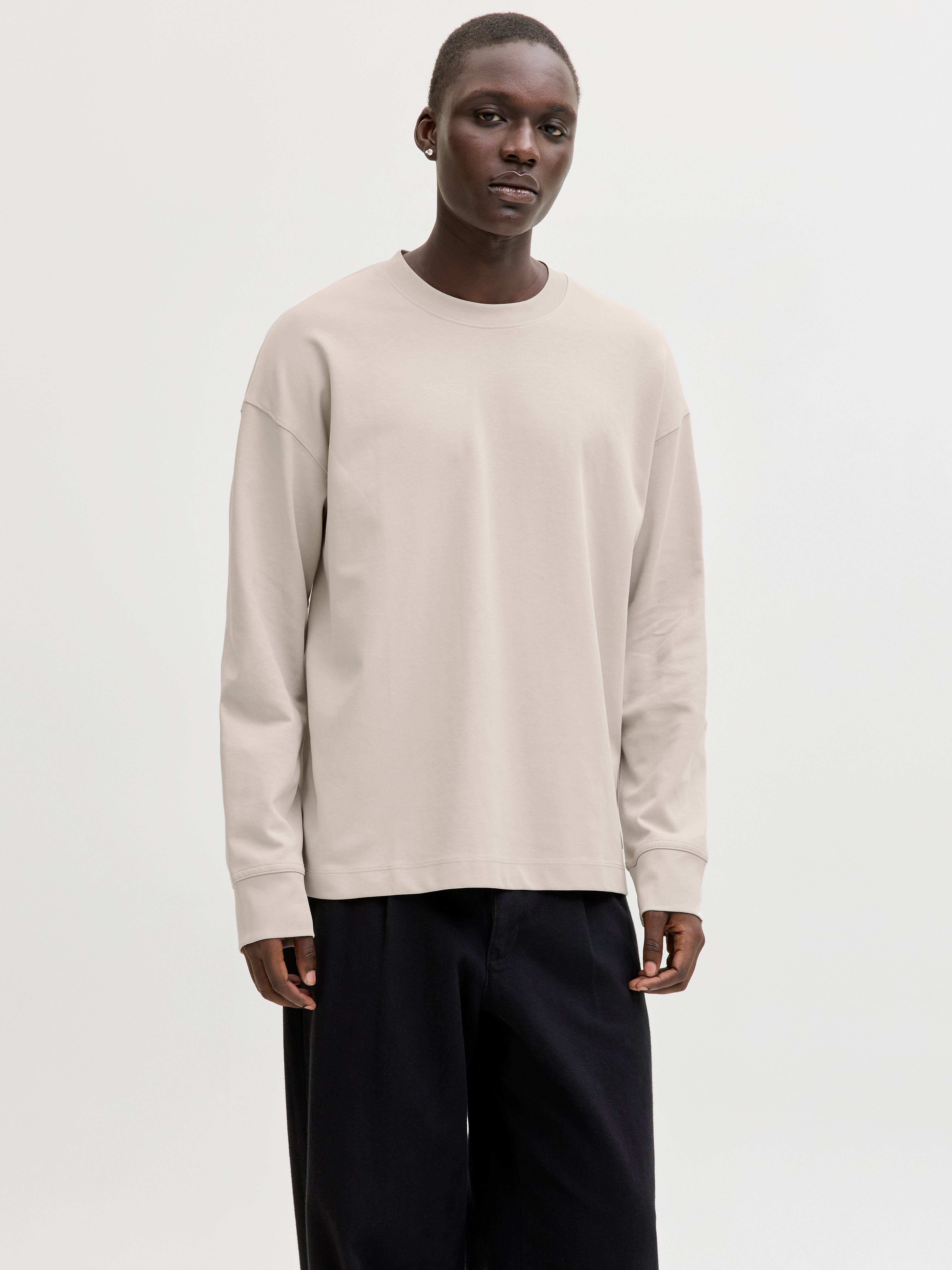 Loose Fit T-Shirt | Light Grey | Jack & Jones®